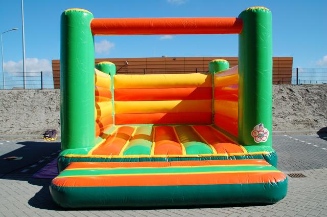 Springkussen 'Uni' - Springkussens - Wind Amusementsverhuur